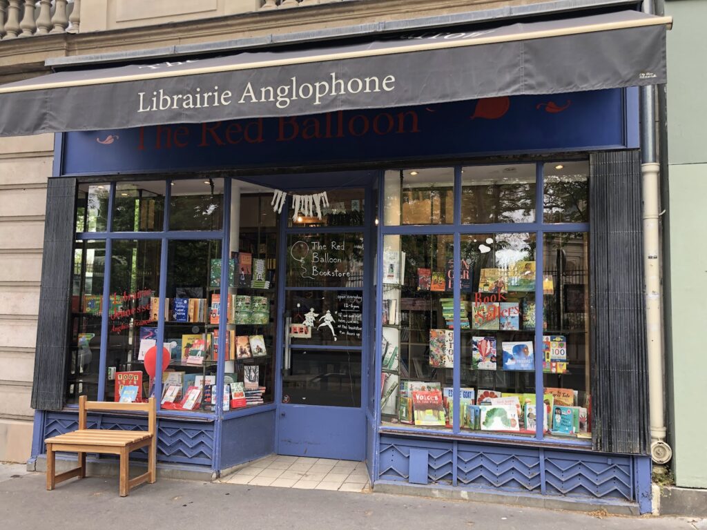 8 of the Best Bookstores in Paris for Bibliophiles - Tristao Travels